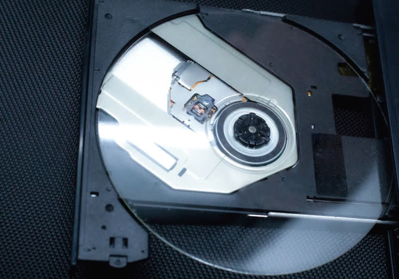 DVD-like optical disc could store 1.6 petabits (or 200 terabytes) on ...