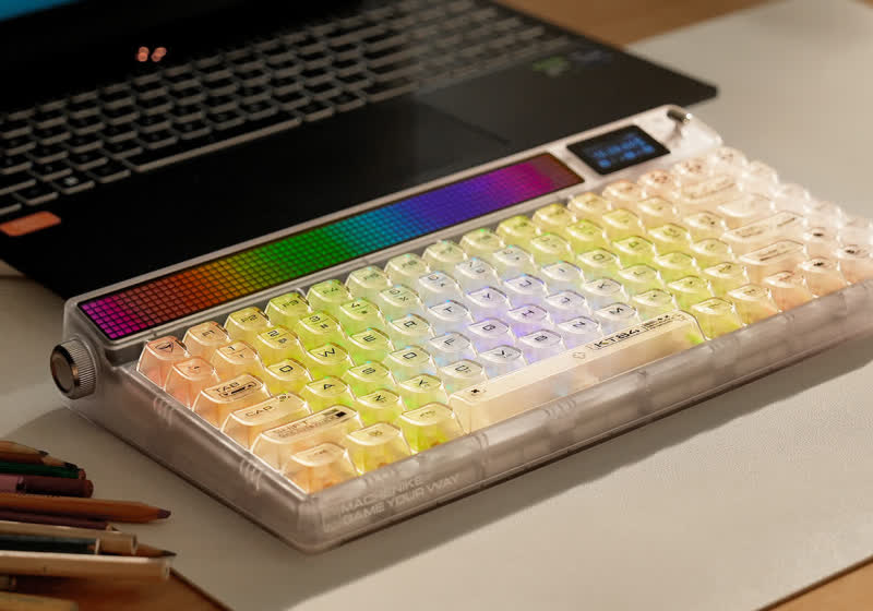 Dual-screen mechanical keyboard smashes Kickstarter goal in 14 minutes ...