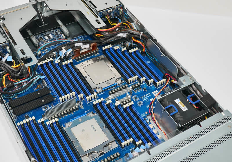 Gigabyte stuffs 48 DDR5 memory slots onto a standard server board ...