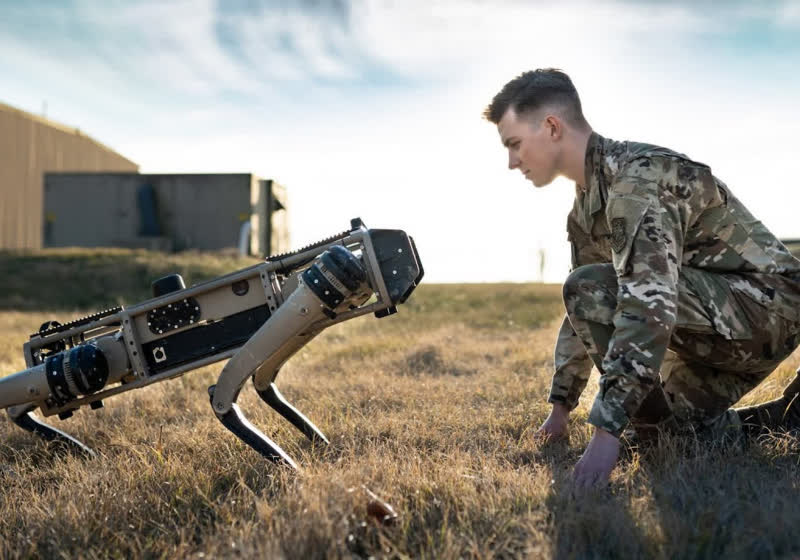 "Robot dogs" to join Ukraine's efforts in high-risk military missions ...