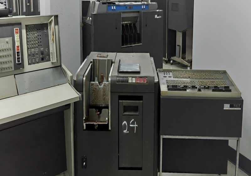 Historic IBM 7090 mainframe hits Christie's auction block | TechSpot