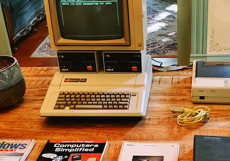World's smallest Apple IIe replica is 3D printed, uses $2 ...