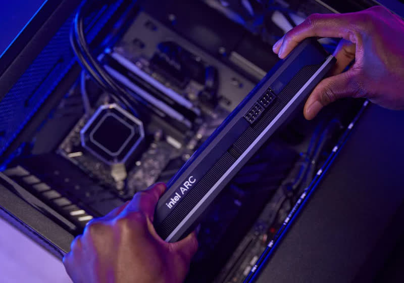 Intel Battlemage desktop GPU hits Geekbench with 12GB of VRAM, 2,850 ...