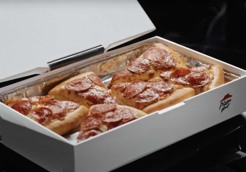Pizza Hut reveals a 3D-printable device that uses the PS5's heat to ...