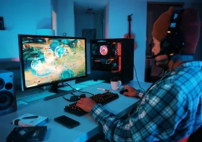steam users buy games play analyst steam valve developers